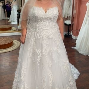 Mori Lee | Dresses | Morilee Rhonda Sweetheart Neck Plus Size Bridal ...